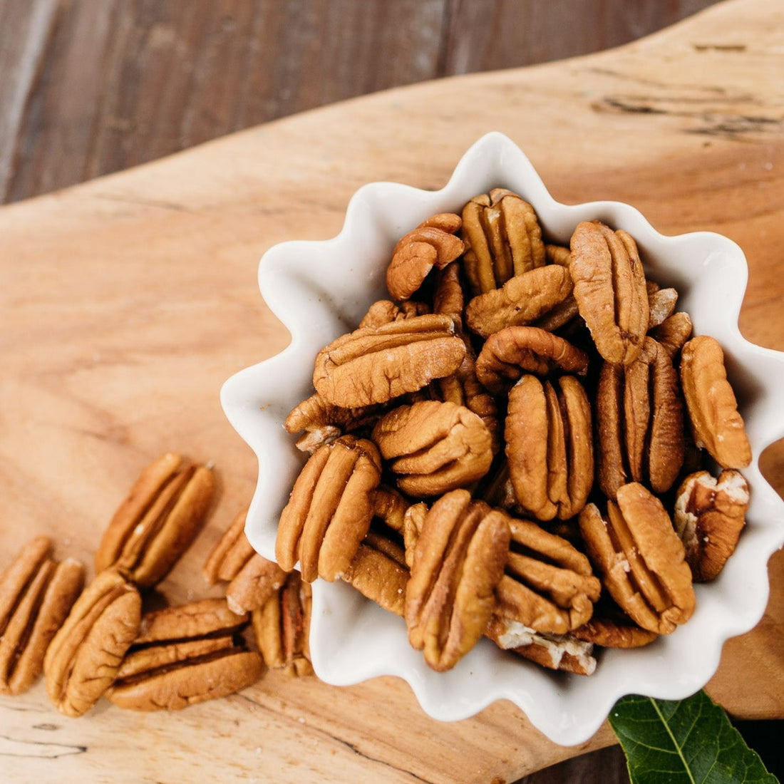 Shelled Pecan Halves- Mammoth [Desirable/Oconee/Pawnee] – ellisbrospecans